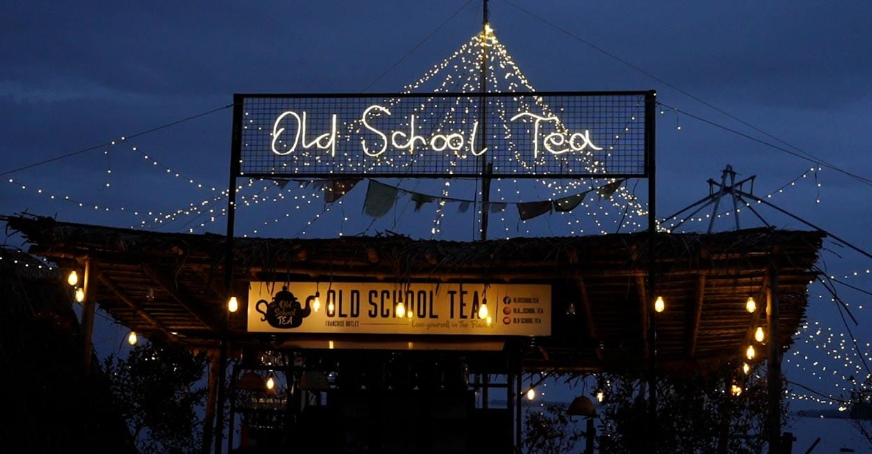 He quit his govt job to start a street-side tea shop: Now runs 50 ...