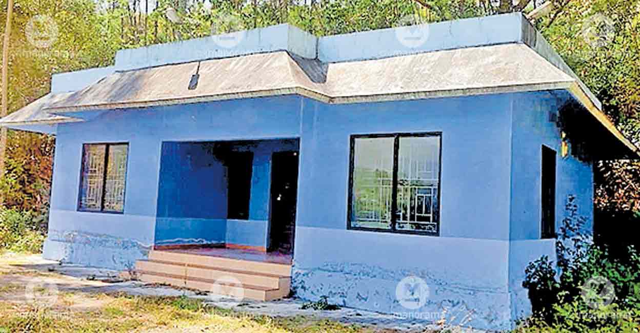 Tourism aid post under lock and key, demand to appoint police personnel ...