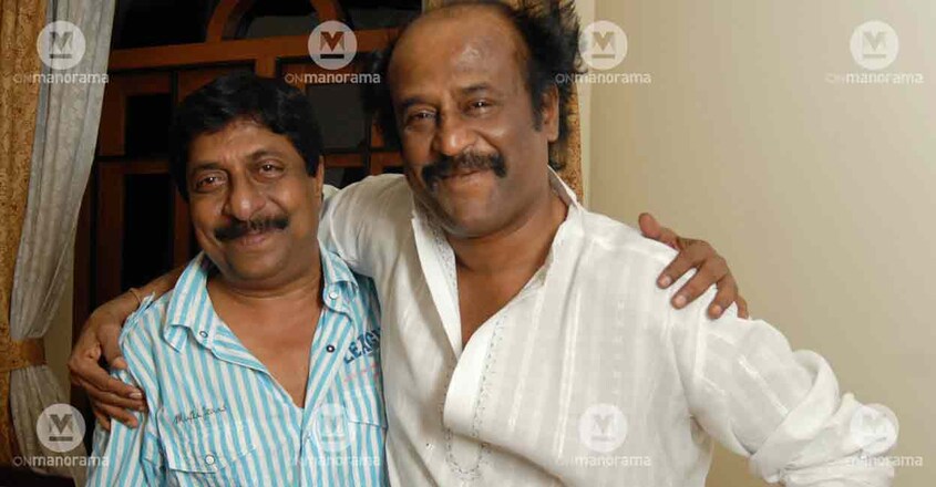 Actor Sreenivasan’s body brought to his house in Kandanad; cremation at ...