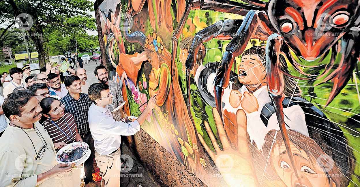 Giant canvas with anti-drug messages to be unveiled in Kozhikode ...