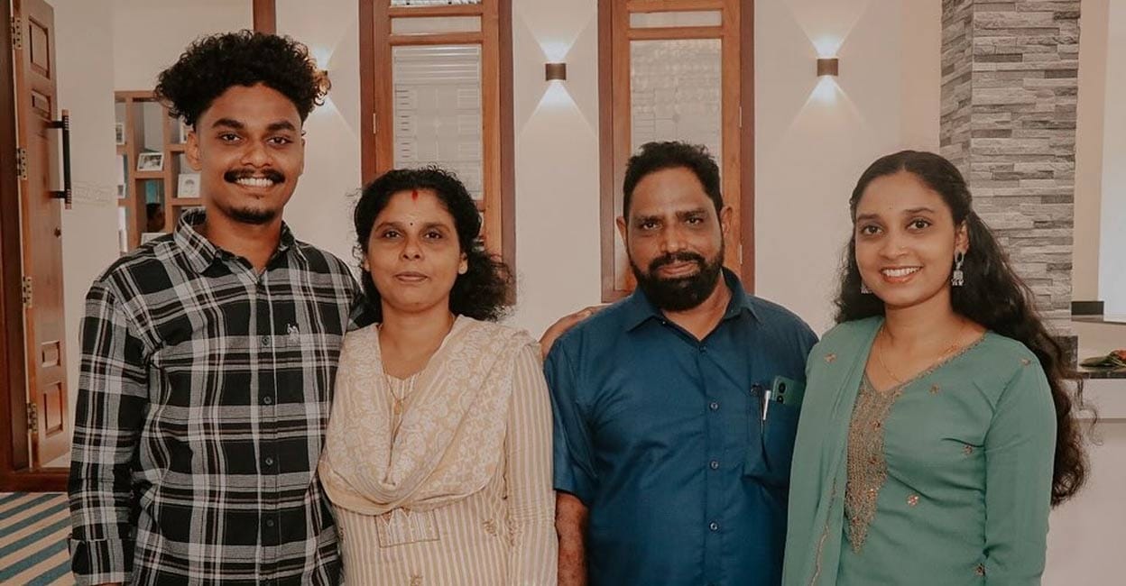 Kerala comrade's son performs chenda at Gujarat's Somnath Temple, gets ...