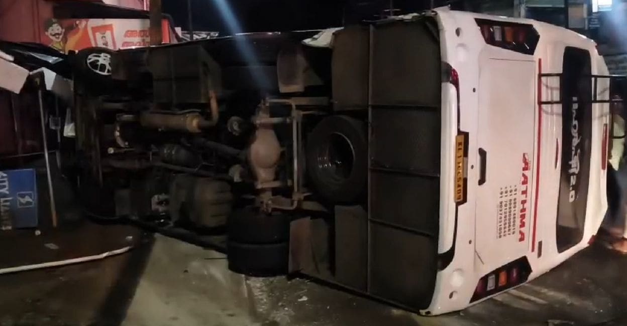 16 injured as bus carrying Sabarimala pilgrims collides with mini truck ...