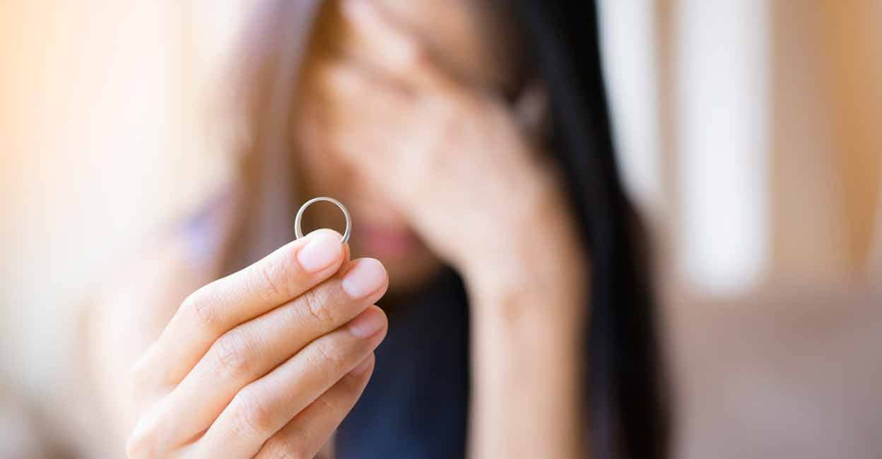 Ever met people scared of relationships, sex, and marriage? Expert ...