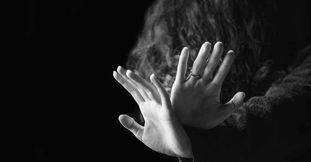 Ever met people scared of relationships, sex, and marriage? Expert ...