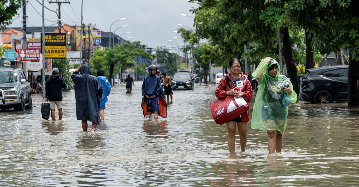 At least 14 dead, 2 missing as floods hit Bali; 500 evacuated | World ...