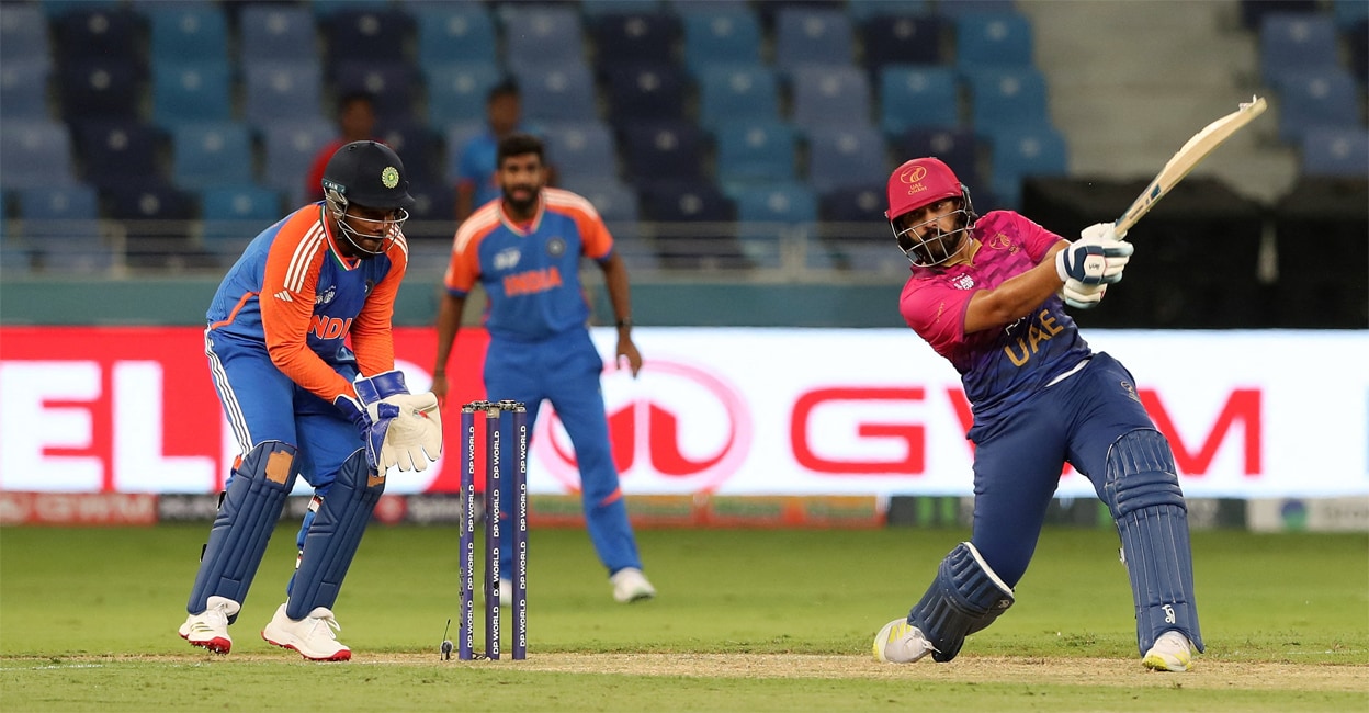 Kerala lad Alishan Sharafu hits Axar for six as Sanju Samson watches on ...