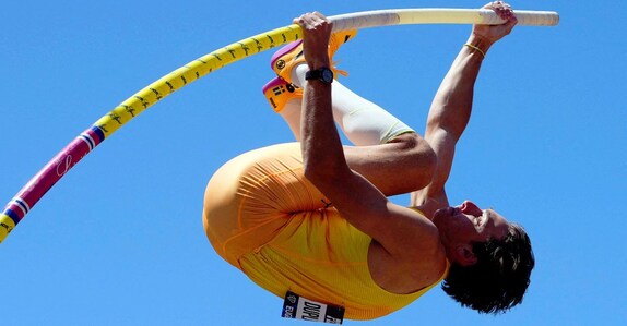 pole vault world record