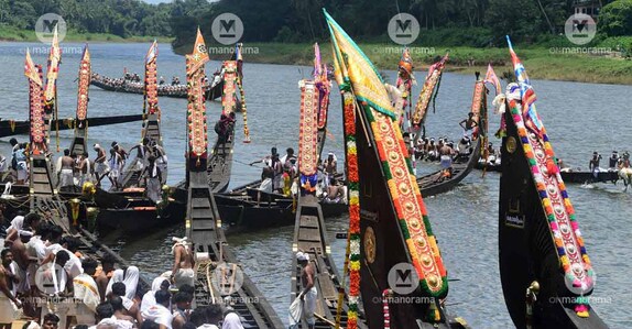 Kerala’s famed Aranmula Vallasadya feast, the largest in India, begins ...