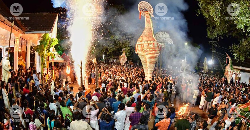 Neelamperur Pooram Padayani: Highlights of the year, special figurines ...