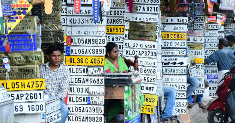 All new vehicles to have high security registration plates from January ...