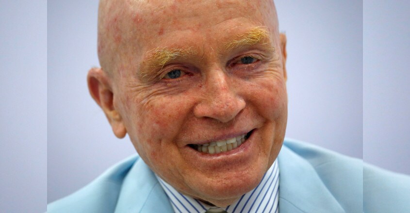 Mark Mobius looks to bet on India's troubled shadow banks