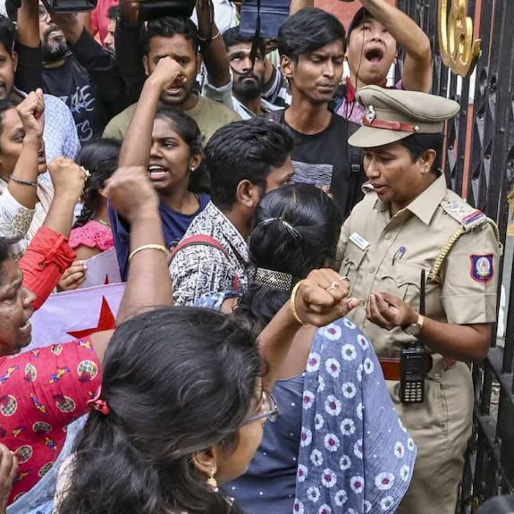 News Today: Latest News, Breaking News, India News, World News ...