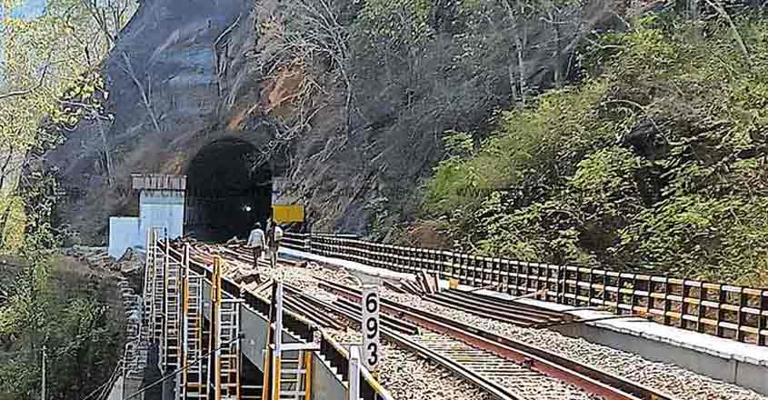 Railway night patrollers still rely on vintage tools | Kollam News ...