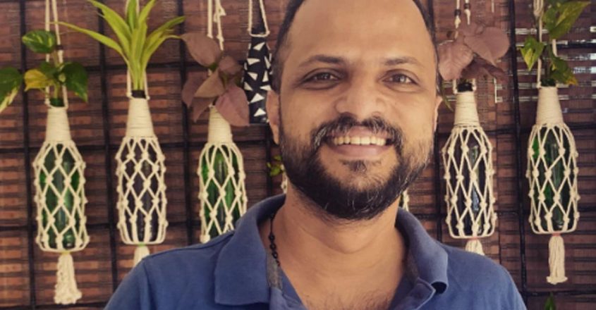 Movie review remark: Filmmaker Jude Anthany criticises Anjali Menon