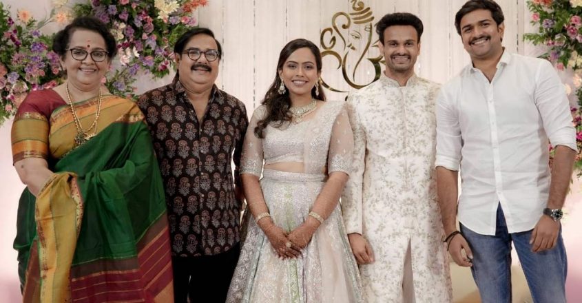 Kalyani, Pranav Mohanlal attend 'Hridayam' producer Vaisakh's ...