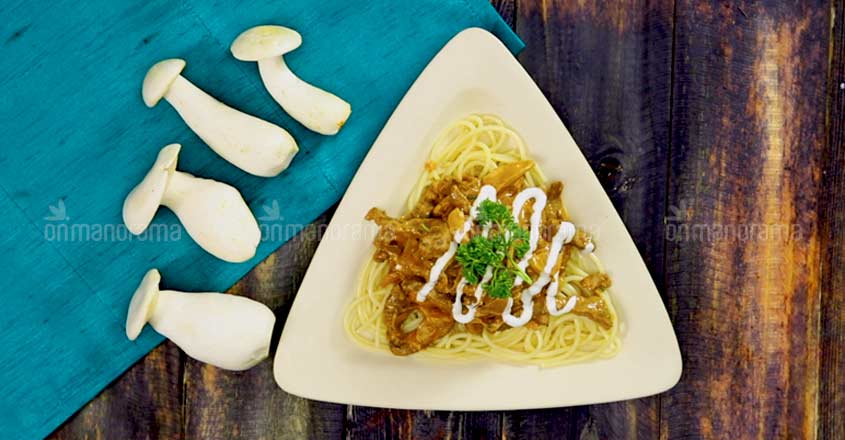 Classic beef stroganoff | Russian recipes | Russian food | Beef ...