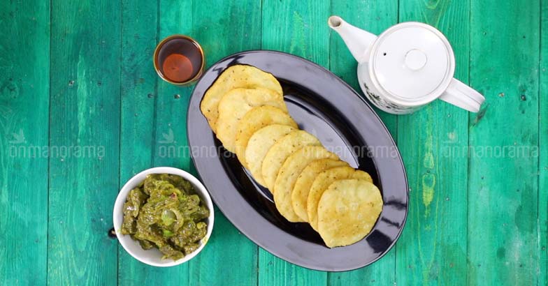 How about golden-fried pathiri and pepper beef curry for Eid?
