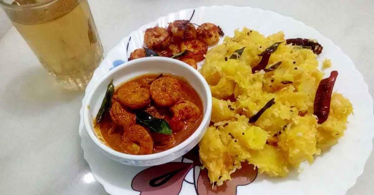 Boiled tapioca with tasty shrimp curry | Onmanorama