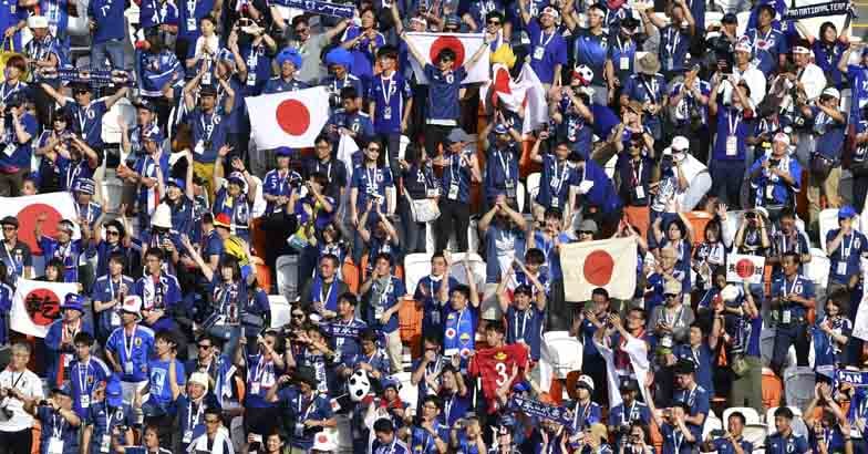 Japanese fans tidy up stadium after win over Colombia | Video | Japan ...