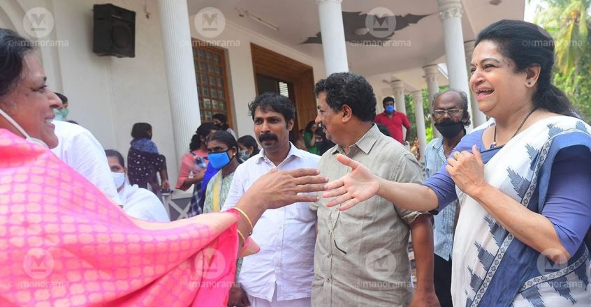Ground Report: Balachandran, Padmaja vie for Thrissur, Suresh Gopi’s waywardness raises eyebrows ...