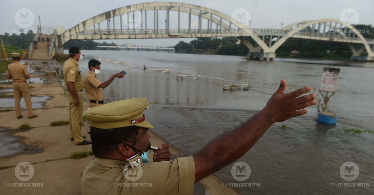 Kerala Rain | High alert on the banks of Periyar, landslide warning at ...