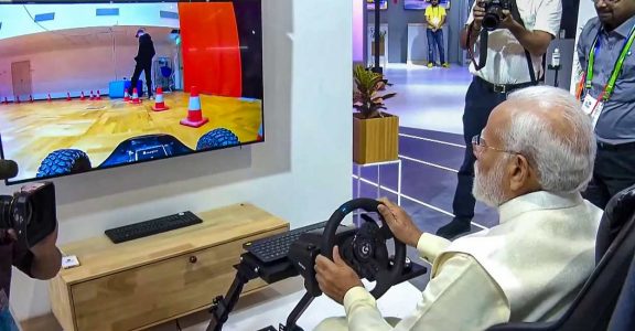 PM Modi launches 5G telephony services in India | 5G launch India ...