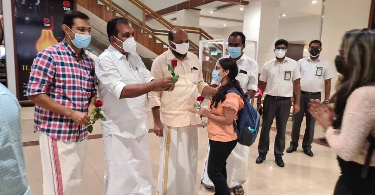 82 Malayali students land in Kerala from warn-torn Ukraine on Sunday