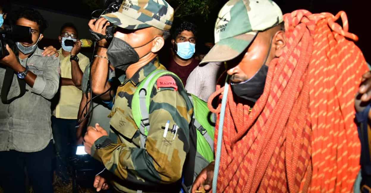 How Indian Army rescued young Kerala trekker trapped in steep hill ...