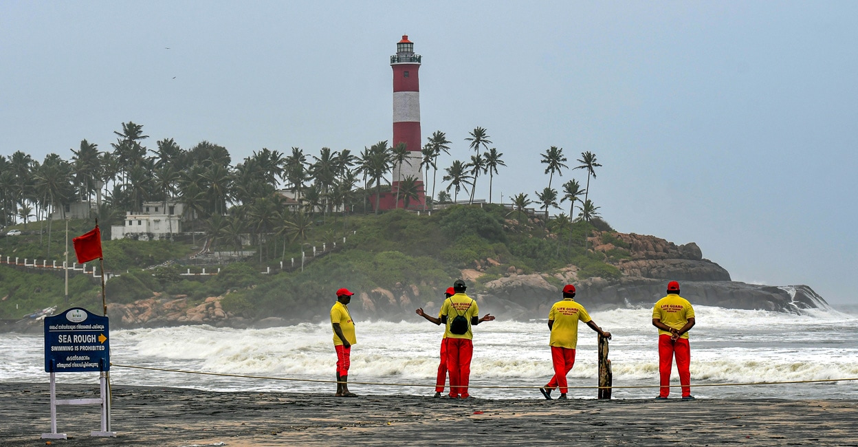 Imd Issues Yellow Alert In 11 Kerala Districts Kerala News Onmanorama