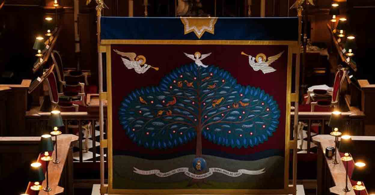 A golden coach, a 7-century-old throne & a bejewelled crown: Royal ...