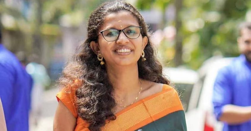 Fake certificate case: Congress leader MM Hassan makes sexist remark at ...