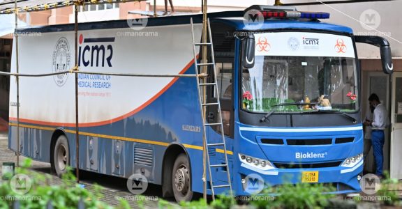 Nipah scare: Masks mandatory in Kozhikode district; 950 in contact list Nipah scare: Masks mandatory in Kozhikode district; 950 in contact list