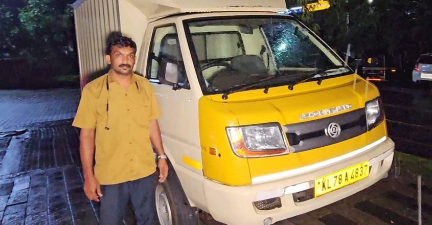 Pickup van driver attacked, robbed by car passengers on Thamarassery ...