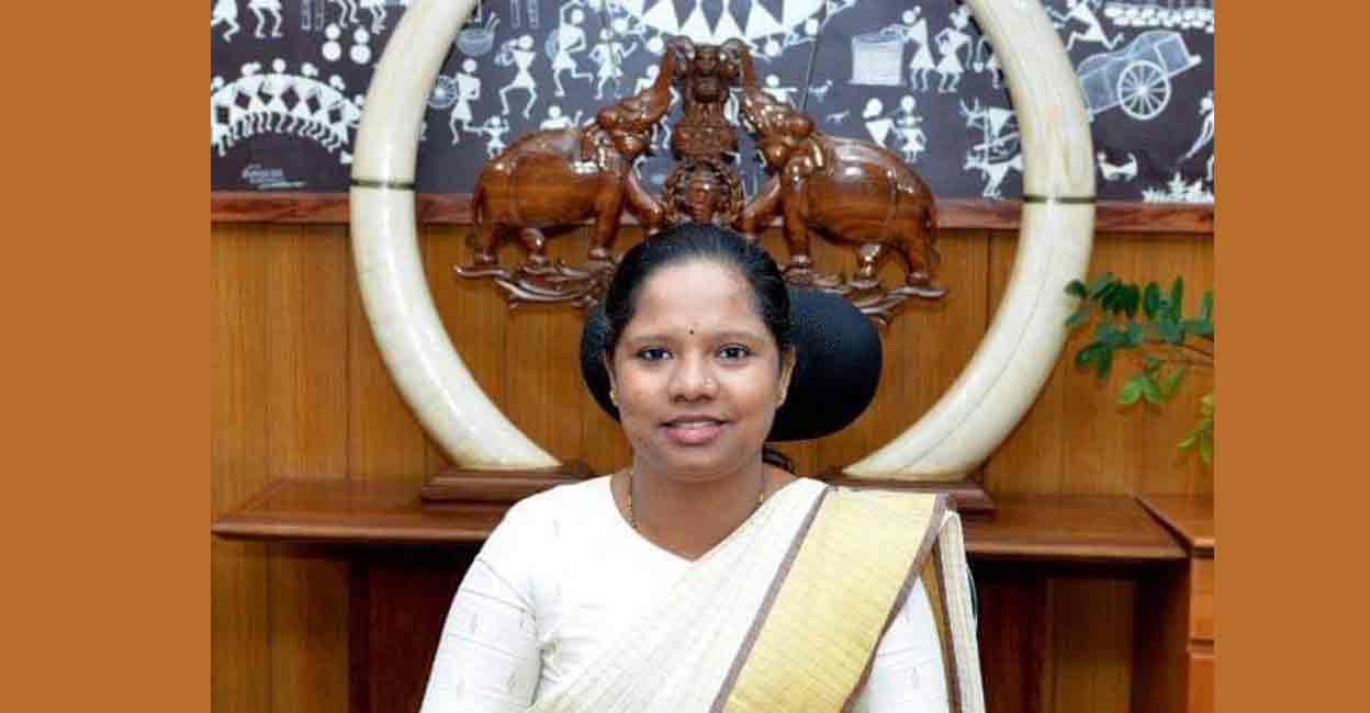 SHRC upholds Wayanad collector’s right to keep tusks displayed in ...