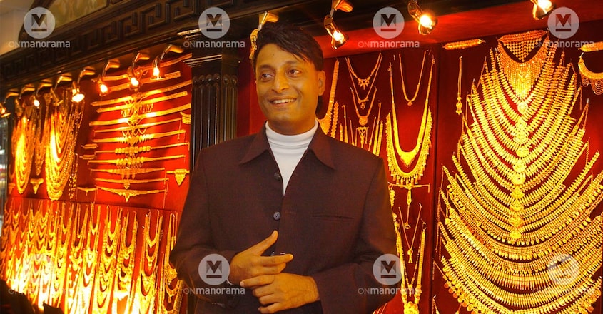 Billionaire BoChe, Kerala's Boby of charity, controversy, Rolls Royce ...