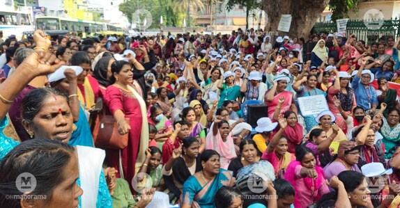 ASHA workers continue protest despite Kerala govt's assurance to ...