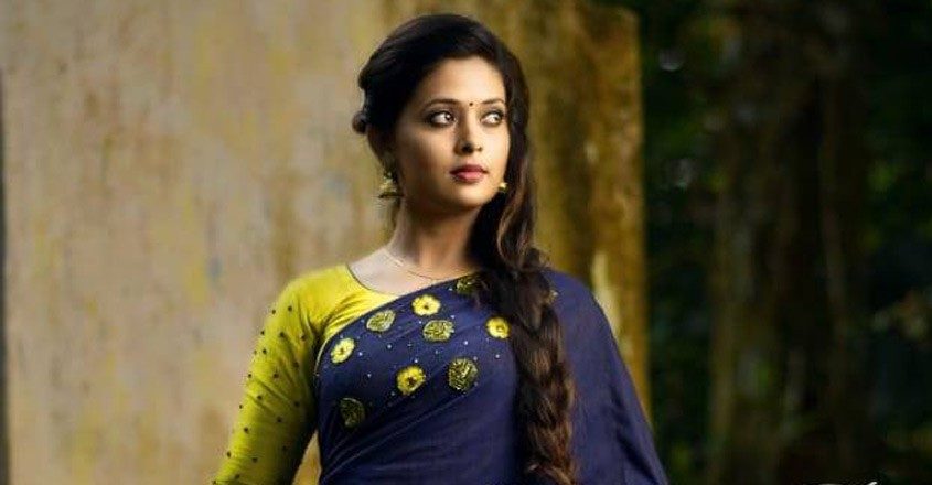 Actress Miyasree is obsessed with long hair | Style Statement | Fashion ...