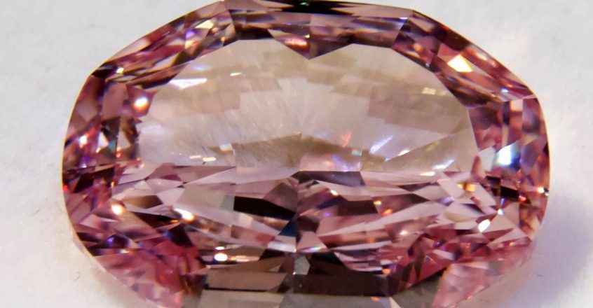 Rare, purple-pink diamond that could fetch $38 million up for auction ...