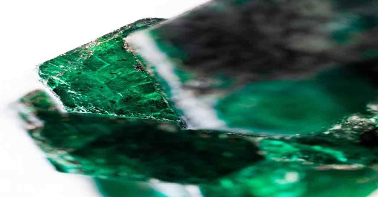 Largest emerald discovered in Zambia, to go under the hammer soon ...