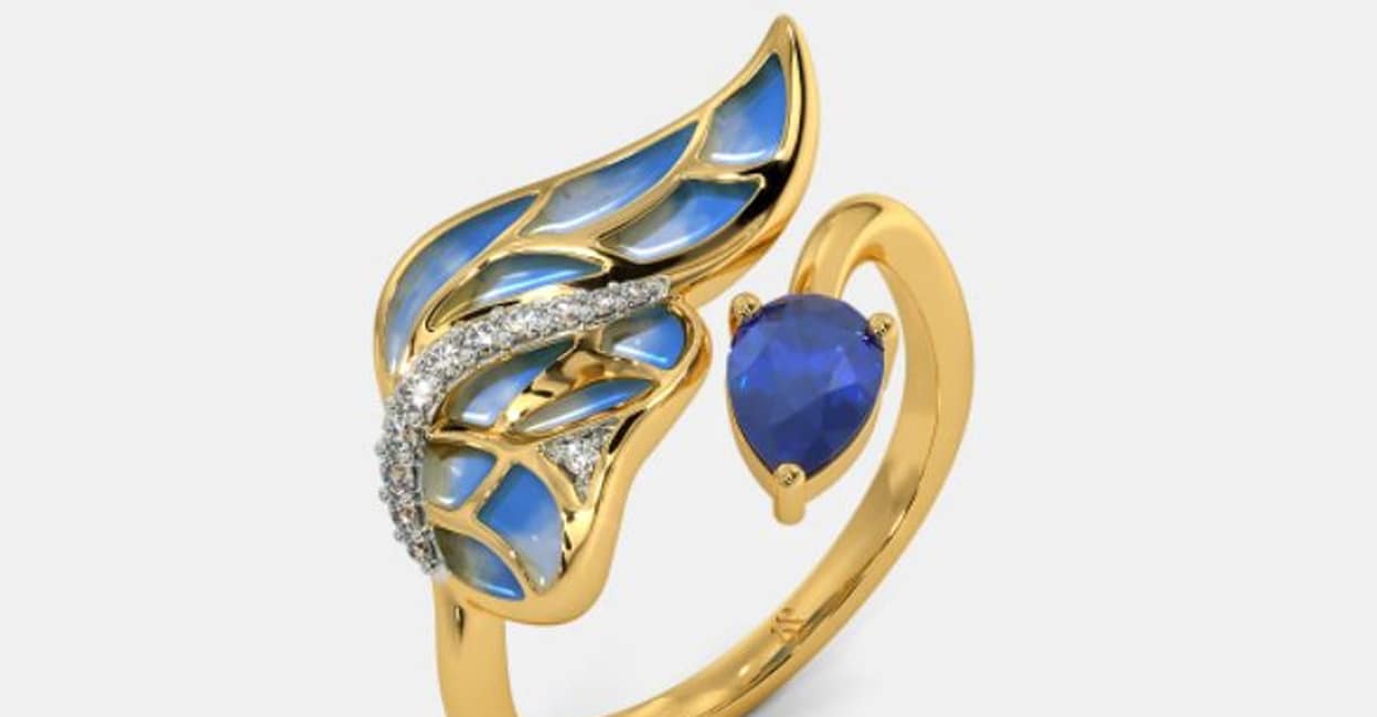 Here are five minimalist jewellery patterns in trend now