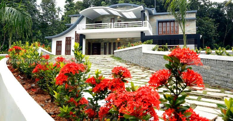 A nature-friendly home in Pala with a signature-style | Pala house ...