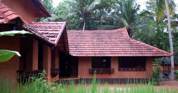 This unique palatial mud house is cool in Summer | House | home | decor ...