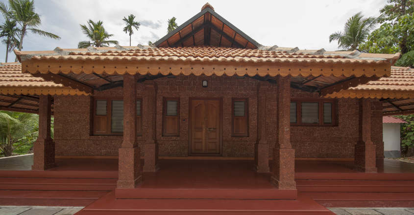 In this Kasaragod house you breathe quaint Kerala tradition | Lifestyle ...