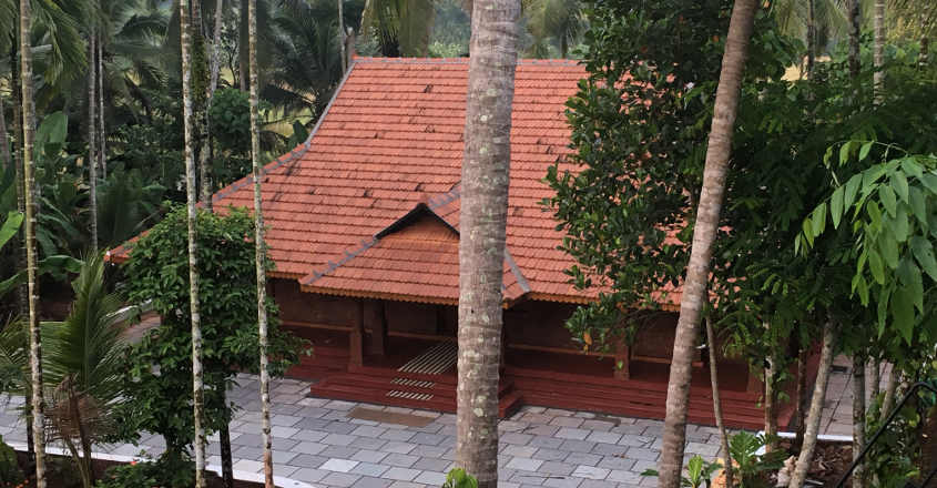 In this Kasaragod house you breathe quaint Kerala tradition | Lifestyle ...