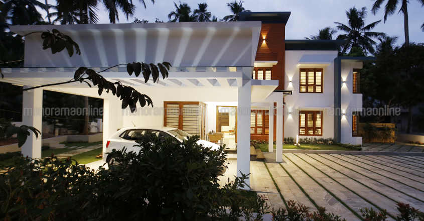 Why everyone is curious about this elegant house in Kozhikode ...