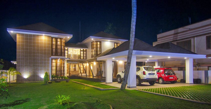 This magnificent mansion in Thripunithura is exquisitely unique