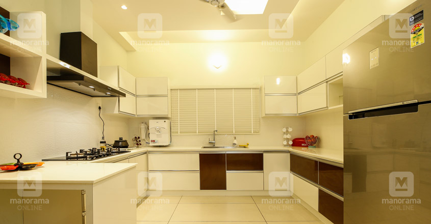 See how meticulous design makes this Perinthalmanna house classy ...