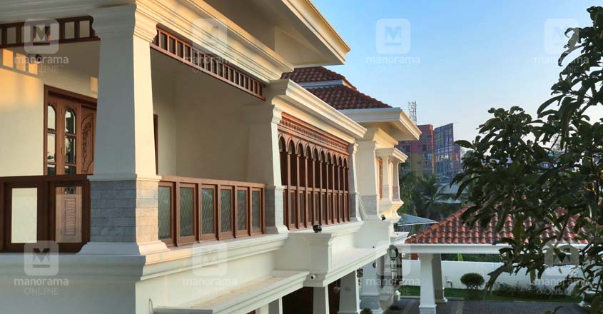 Palatial house in Thiruvananthapuram exuding regal resplendence ...