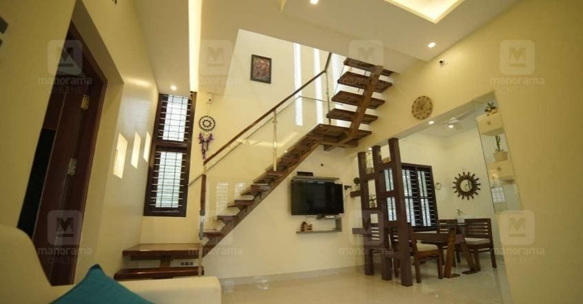 What makes this Varkala house in 3 cents classy, space efficient ...