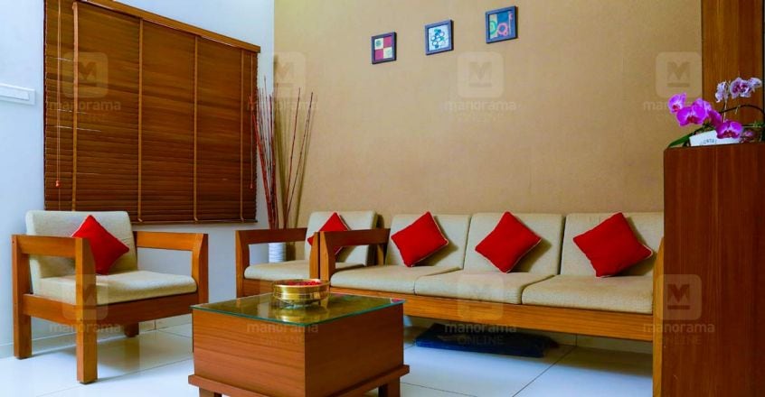 Designer’s white-themed house in Thalassery is classy and space ...